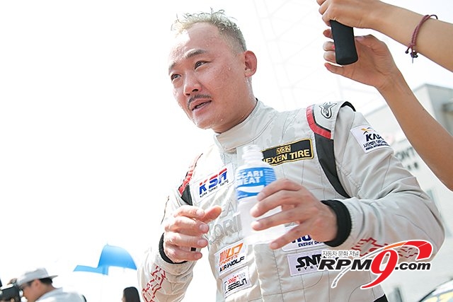 [포토] 넥센 스피드 레이싱, 팀 오리엔텍 박휘원 '엔페라 GT-300 2라운드 2위' - RPM9