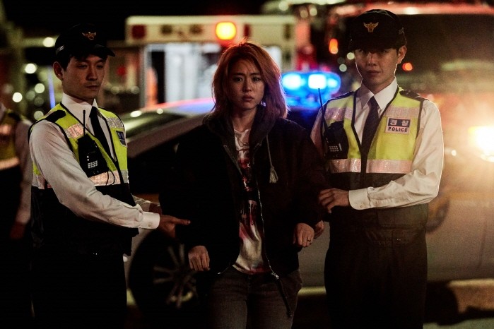 이연희, 'SF8-만신'서 터프 캐릭터 변신…'더 게임' 서준영 잇는 역대급 파격예고 - RPM9